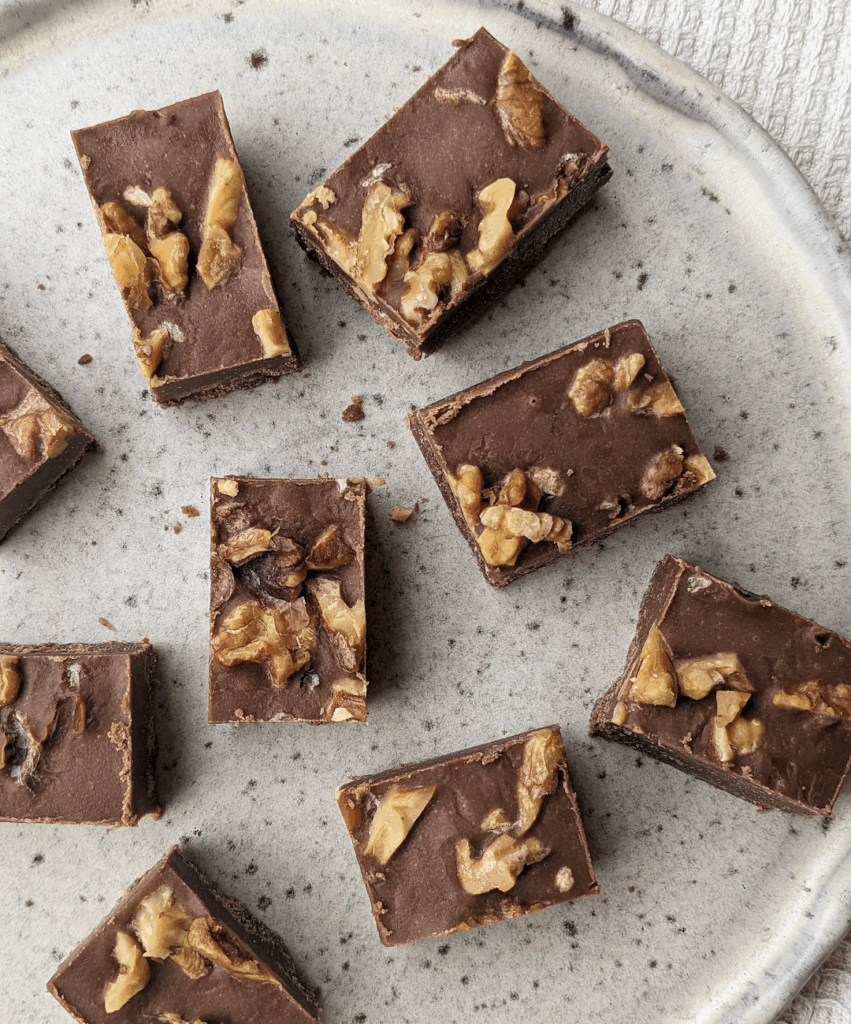 Choc Tahini Fudge - Boob to Food